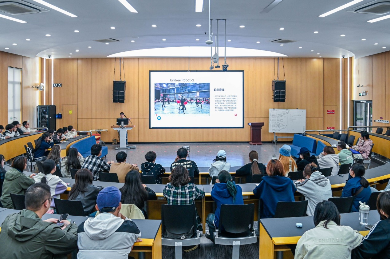 AI Comes to Life: From AIGC to Embodied AI-- Unitree Robotics Visited ...