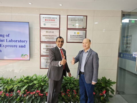 Dean Liu Weiping of the Interdisciplinary Research Academy and ...